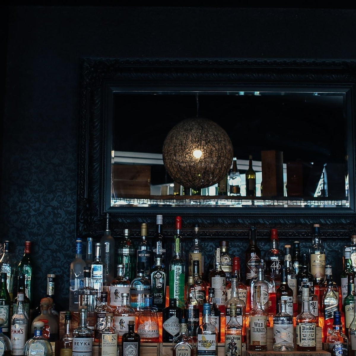 Top 10 American Whiskey Brands You Must Try in 2025 | Liquor Geeks